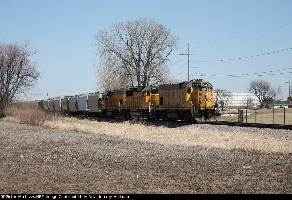 UPY 709 & others (4)